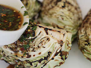 Repollo Asado en Salsa Thai - AntojandoAndo