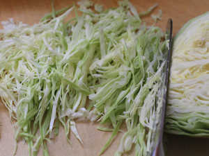 Ensalada de Repollo y Piña - AntojandoAndo