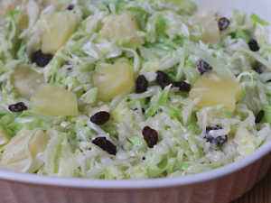 Ensalada de Repollo y Piña - AntojandoAndo